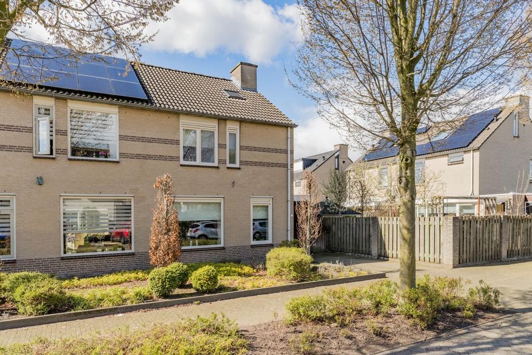 Mosterdveld 12 Veghel (woonhuis) - te koop bij Dragt Makelaars O.G.