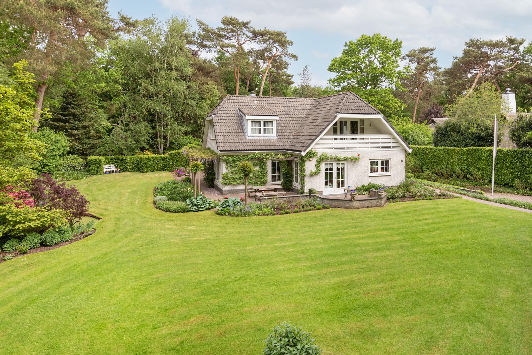 De Hooghlaan 23 Bilthoven (woonhuis) - te koop bij Ruyssenaars Makelaars